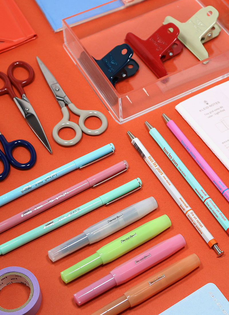 UNITOM™ - Independent Bookshop & Magazine Store