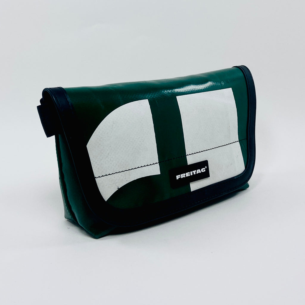 FREITAG F40 - Jamie - Green with White – UNITOM