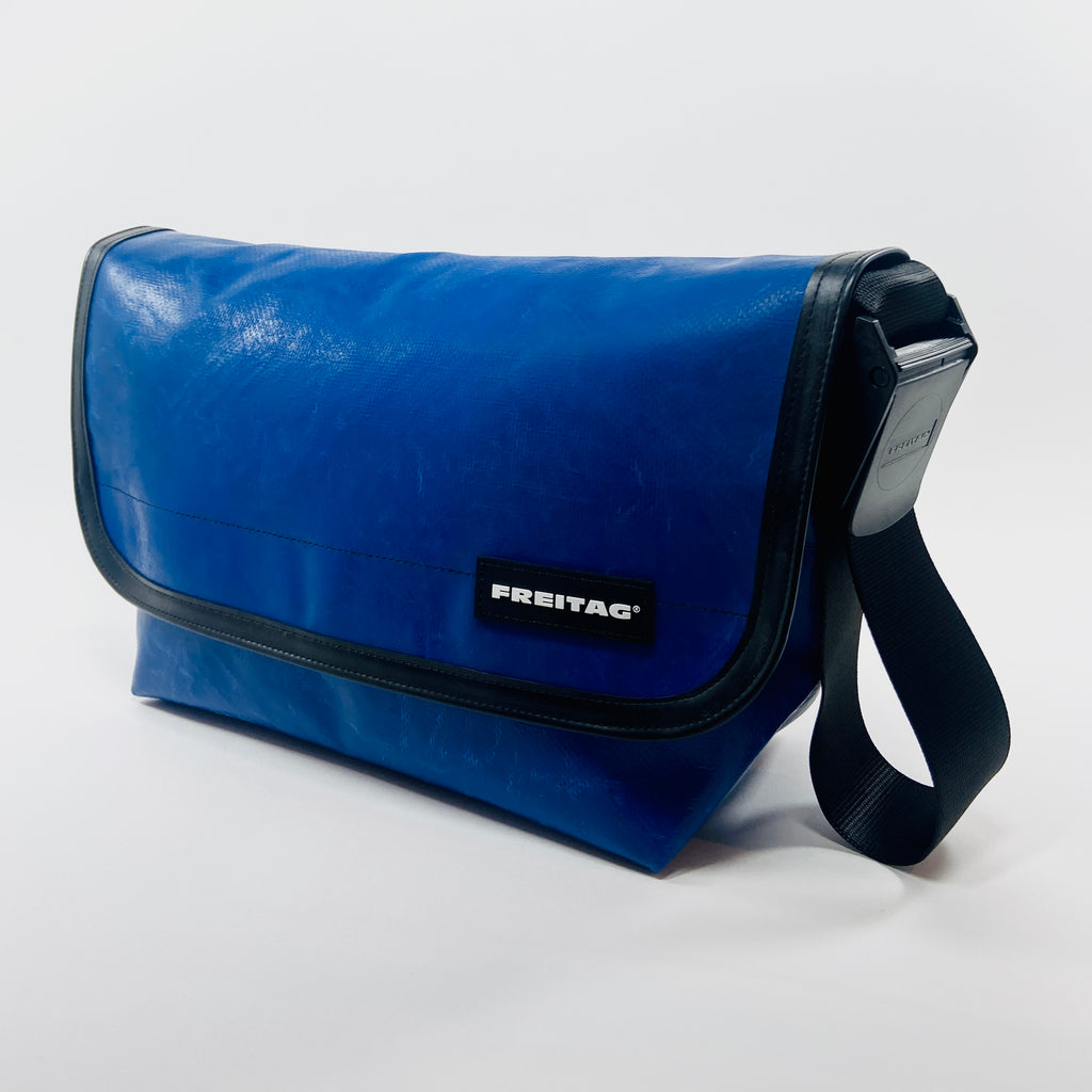 FREITAG F42 - Surfside 6 - Blue – UNITOM